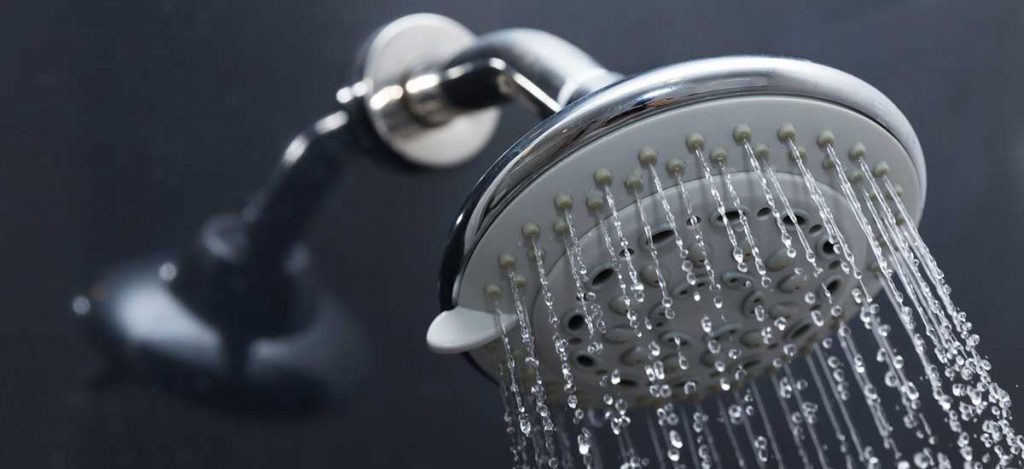 Warum eine kalte Dusche so gesund ist - lies hier mehr!